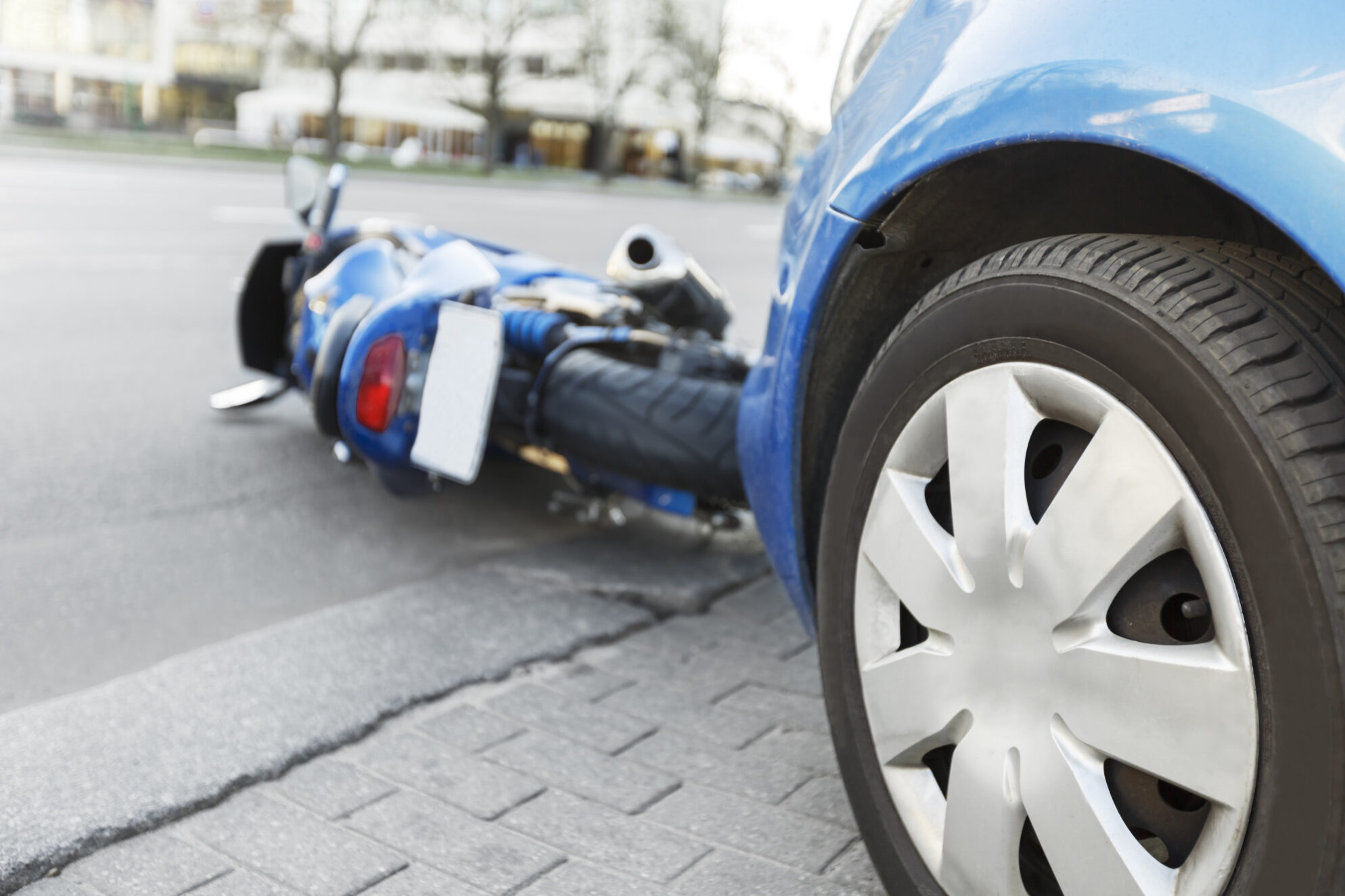 10 Ways to Avoid Common Motorcycle Accidents - DK Law - Injury ...